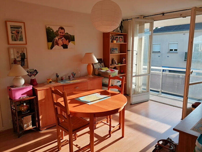 Appartement à vendre - Ris-Orangis, Le Village - 3 pièces - 2 chambres