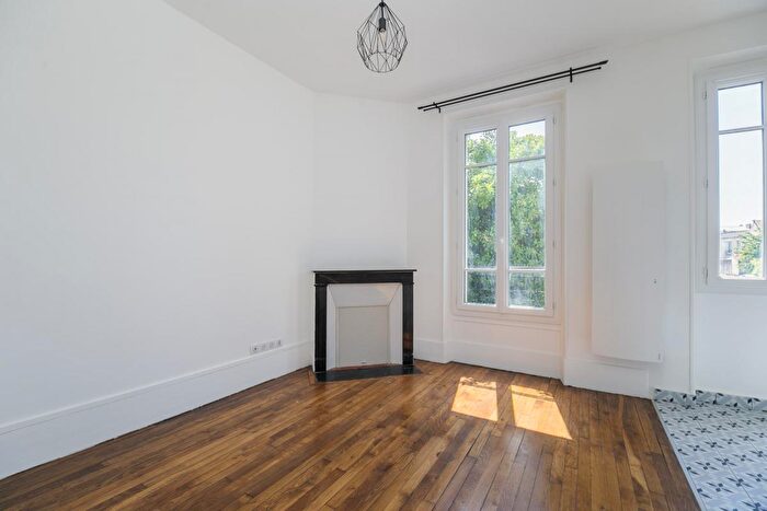 Appartement 1 pièce à Maisons-Alfort, Centre-ville, à louer