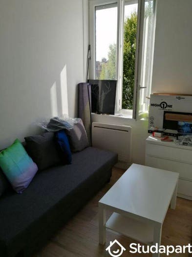 Moulins, Lille : Appartement 1 pièce à louer