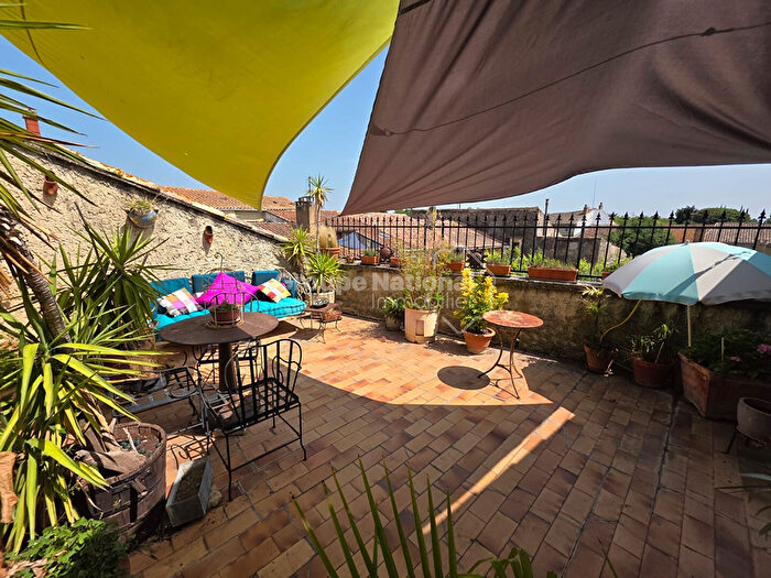 Maison à vendre - Courthézon - 6 pièces - 4 chambres