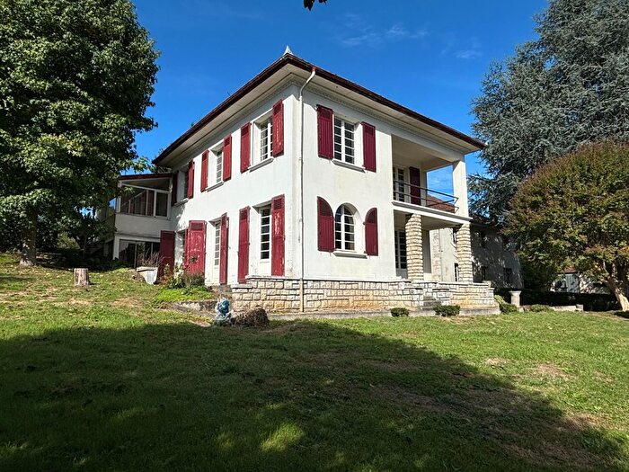 Maison à vendre - Salles-Mongiscard - 8 pièces - 6 chambres