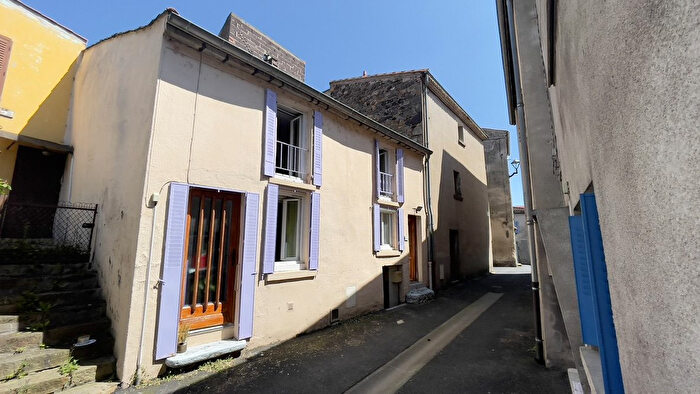 Maison 3 pièces à Coudes, à vendre