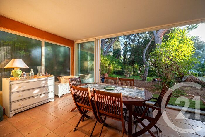 Appartement à vendre - Le Lavandou, Rousset, Four des Maures, Saint-Clair - 2 pièces - 1 chambre