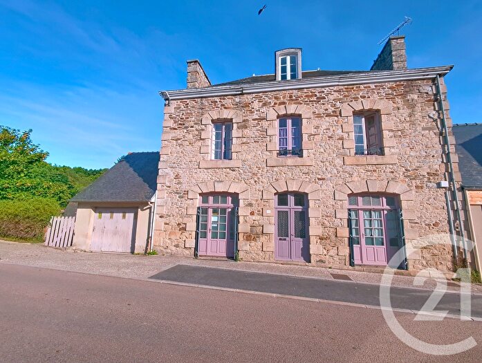 Maison à vendre - Jugon-les-Lacs - 7 pièces - 5 chambres