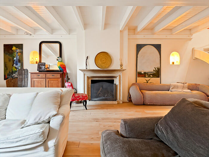 Maison à vendre - Grilly - 7 pièces - 5 chambres