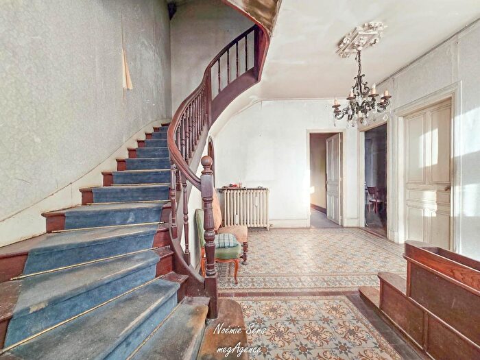 Cholet, Gambetta - Maison 11 pièces à vendre