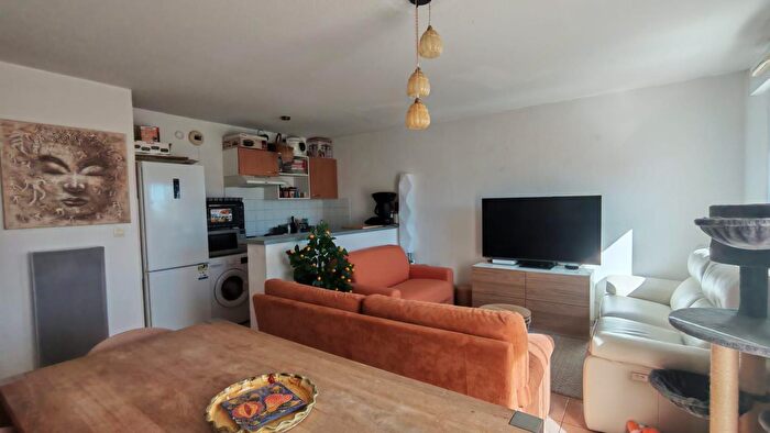 Appartement 2 pièces à louer à Villeneuve-lès-Avignon, Tuilères, Vieux Moulin, Pont d'Avignon