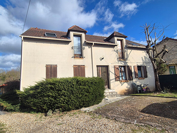 Appartement 1 pièce à louer à Saint-Ouen-l'Aumône, Maubuisson