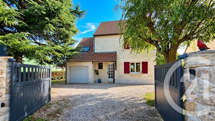 Maison 7 pièces à Fleury, à vendre