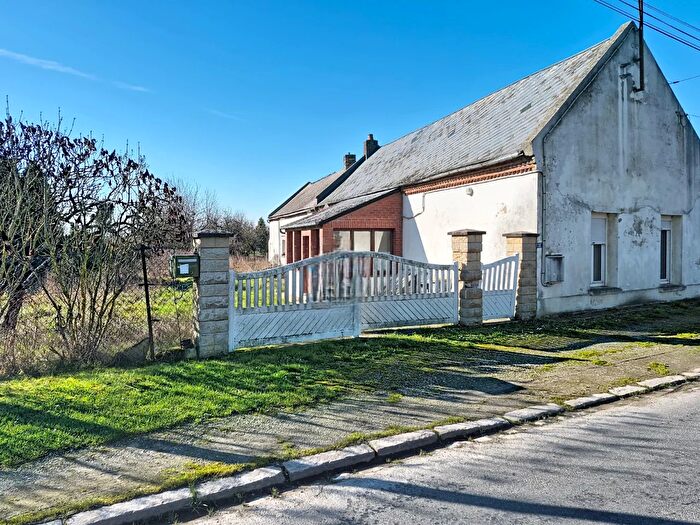 Maison à vendre - Crécy-sur-Serre - 5 pièces - 3 chambres