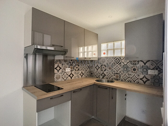 Appartement à louer - Fréjus, Centre-ville - 1 pièce