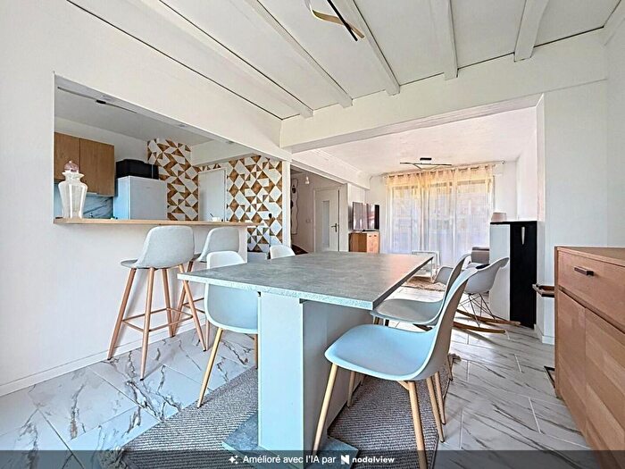 La Chapelle-d'Armentières : Maison 5 pièces à vendre