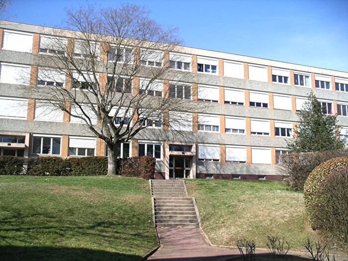 Appartement à louer - Centre, Écully - 3 pièces - 1 chambre