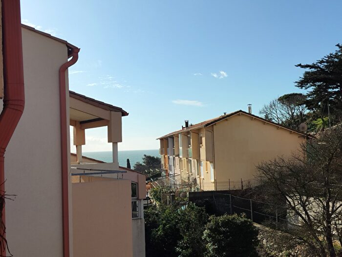 Appartement à vendre - Sète, Saint-Clair - 2 pièces - 1 chambre