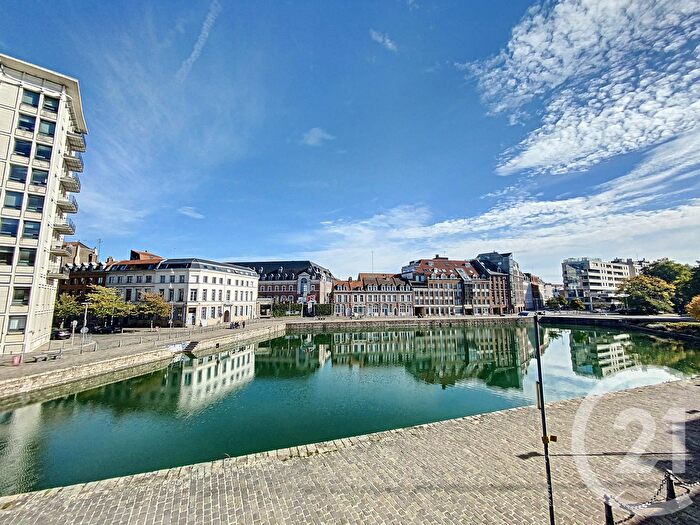 Appartement à louer - Lille, Vieux Lille - 4 pièces - 3 chambres