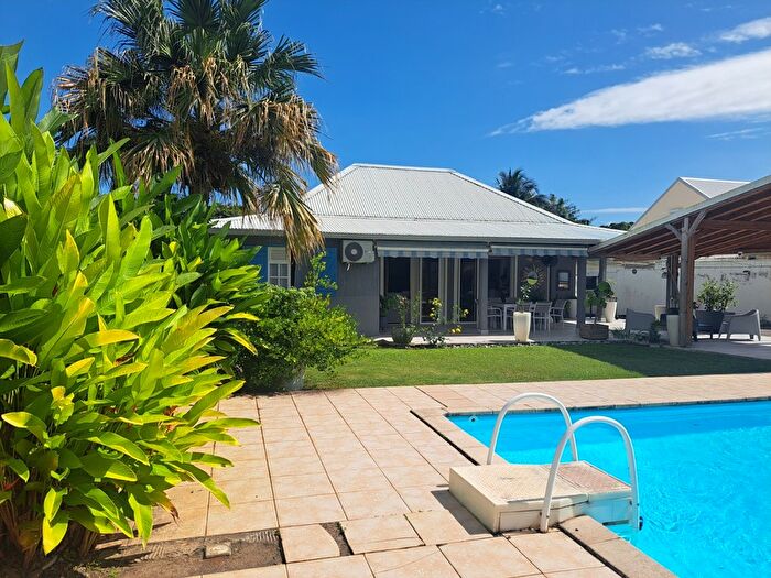 Maison à vendre - Baie-Mahault - 4 pièces - 3 chambres