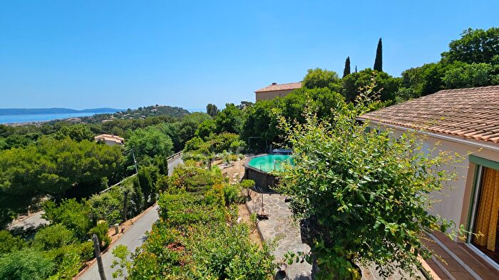 Maison 6 pièces à Cavalaire-sur-Mer, Pierrugues, Mannes, Canissons, à vendre