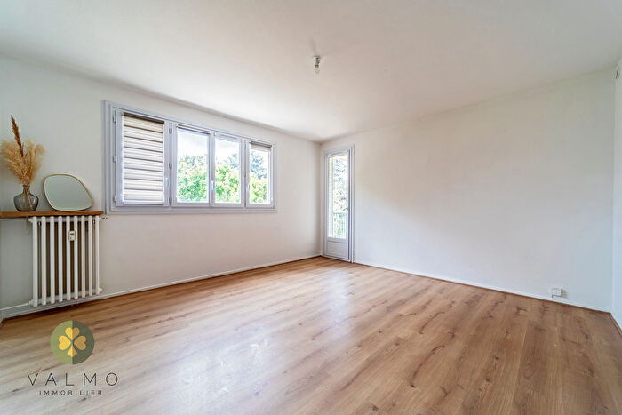 Appartement 4 pièces à vendre à Montfort-l'Amaury