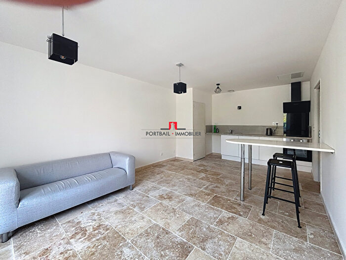 Appartement à louer - Bourg - 2 pièces - 1 chambre