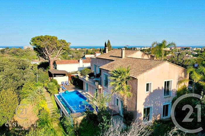 Maison à vendre - Antibes, Rastines, Super Antibes, Laval, La Fontonne - 9 pièces - 6 chambres