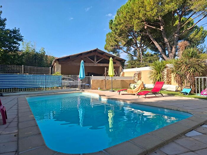 Saint-Geniès-de-Malgoirès : Maison 8 pièces à vendre