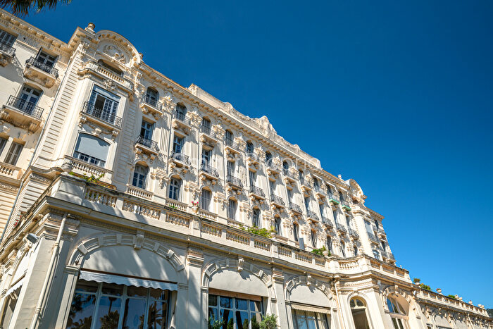 Appartement à vendre - Nice, Cimiez - 3 pièces - 2 chambres