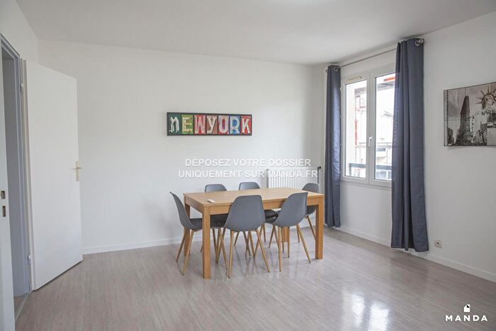 Bussy-Saint-Georges, Centre-ville - Appartement 3 pièces à louer