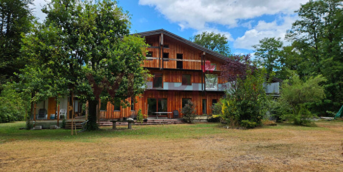 Maison à vendre - Grignon - 14 pièces - 8 chambres
