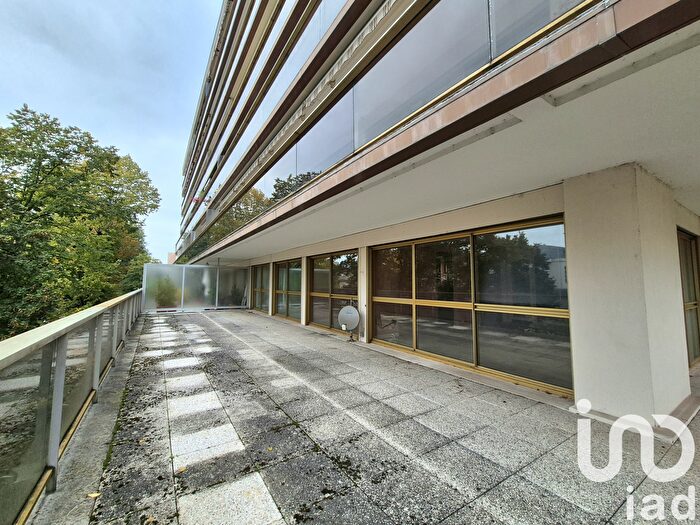 Appartement à vendre - Charleville-Mézières, Gare - 5 pièces - 4 chambres