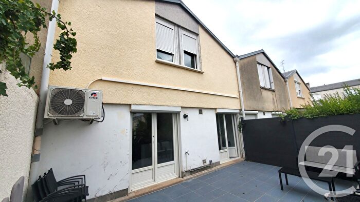 Maison à vendre - Étampes, Guinette - 4 pièces - 3 chambres