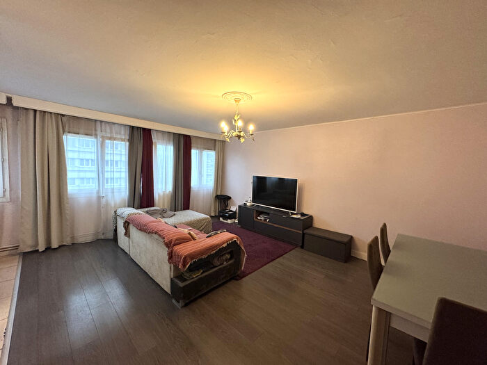 Appartement à vendre - Mons-en-Bar ul, Europe - 4 pièces - 3 chambres