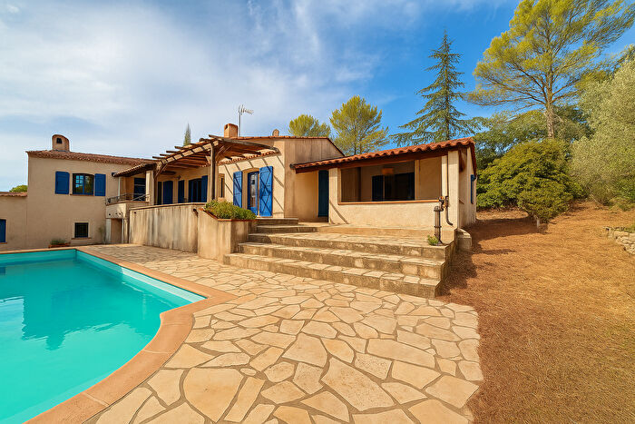 Maison à vendre - Puget-sur-Argens - 5 pièces - 4 chambres