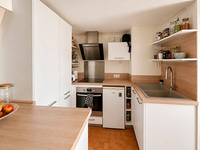 Appartement 1 pièce à Cordeliers, Dijon, à louer