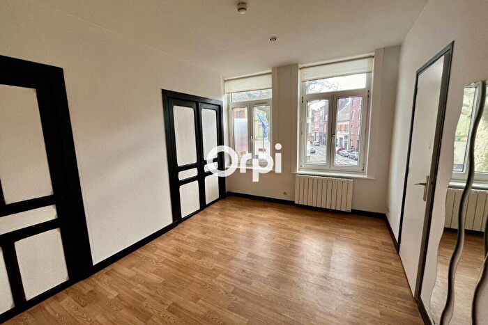 Wazemmes, Lille : Appartement 2 pièces à louer
