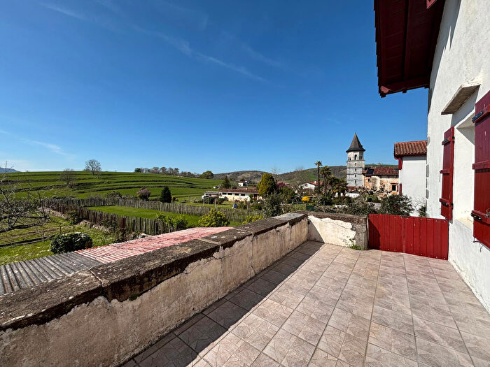 Maison à vendre - Ainhoa - 8 pièces - 6 chambres