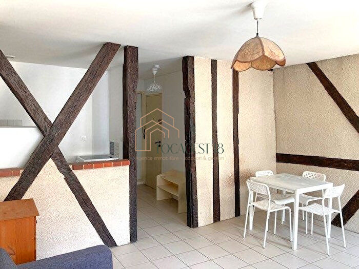 Appartement 1 pièce à Bourges, Centre-ville, Charlet, Lahitolle, Pignoux, Sembat, à louer