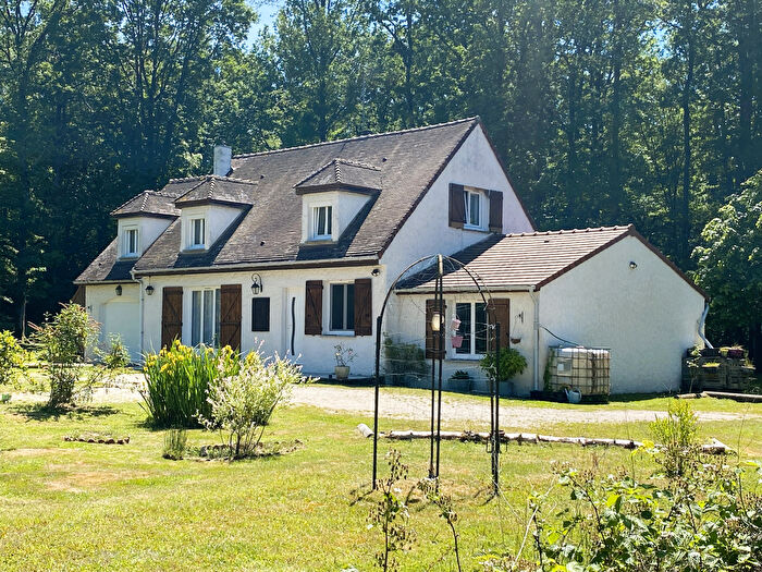 Maison 5 pièces à Courtenay, à vendre