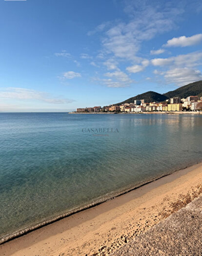 Appartement à vendre - Ajaccio, Citadelle - 3 pièces - 2 chambres