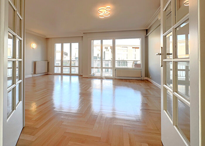 Appartement à vendre - Lyon e , Sans Souci, Dauphiné - 3 pièces - 2 chambres