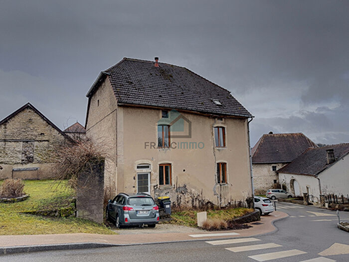 Maison à vendre - Rang - 6 pièces - 4 chambres