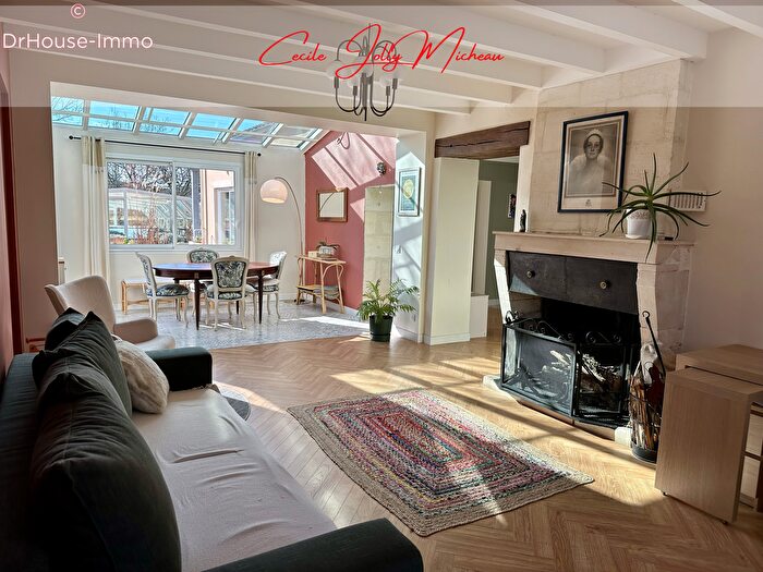 Maison 7 pièces à vendre à Saint-Seurin-de-Cursac