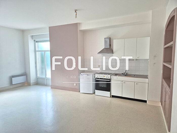 Saint-Lô, Nord : Appartement 2 pièces à louer