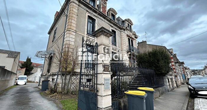 Cité Bretonnie-Chatelet-Favieres-Conches, Montluçon : Appartement 2 pièces à louer