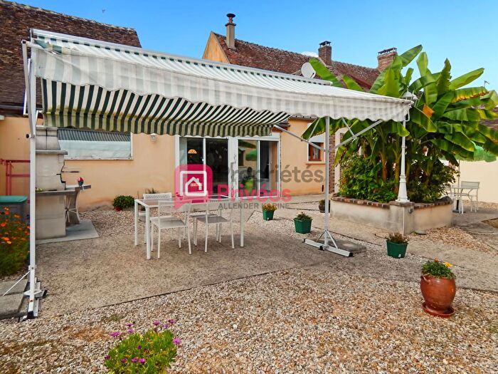 Maison 9 pièces à vendre à Pont-sur-Vanne