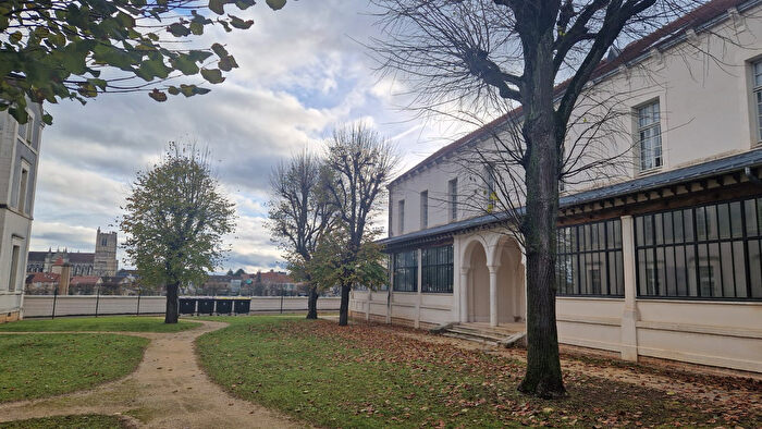 Appartement à vendre - Auxerre, Conches, Les Clairions - 3 pièces - 2 chambres