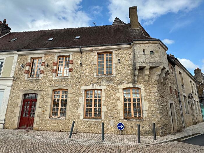 Maison à vendre - Authon-du-Perche - 9 pièces - 6 chambres