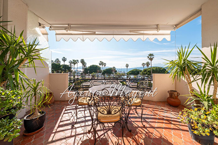 Appartement 4 pièces à vendre à Cannes, Pointe Croisette