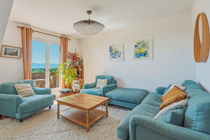 Prévessin-Moëns - Appartement 4 pièces à vendre