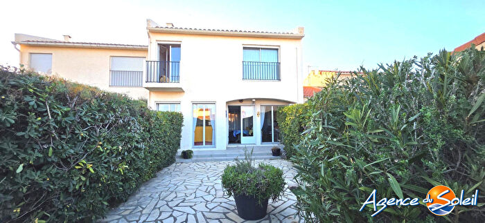 Maison 4 pièces à Fleury, Saint-Pierre, Les Cabanes, à vendre