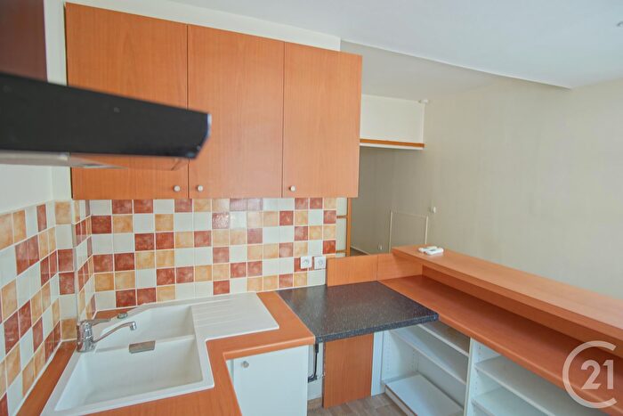 Appartement à vendre - Villeneuve-le-Roi, Plateau Gare - 2 pièces - 1 chambre